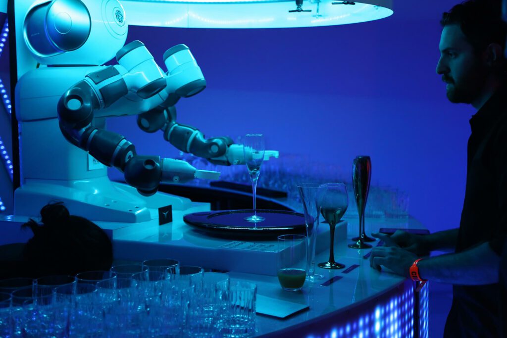 Robot Bartender | HAL Robotics